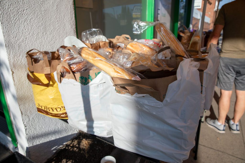 Demand at Food Pantries Rise – Los Angeles Regional Food Bank