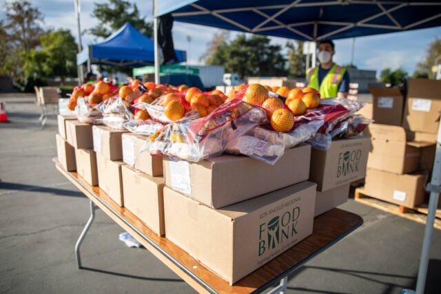 How the LA Food Bank Fought Hunger in 2020: A Year in Review – Los ...