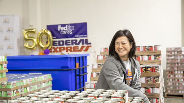 FedEx Celebrates its 50th Birthday at the Food Bank